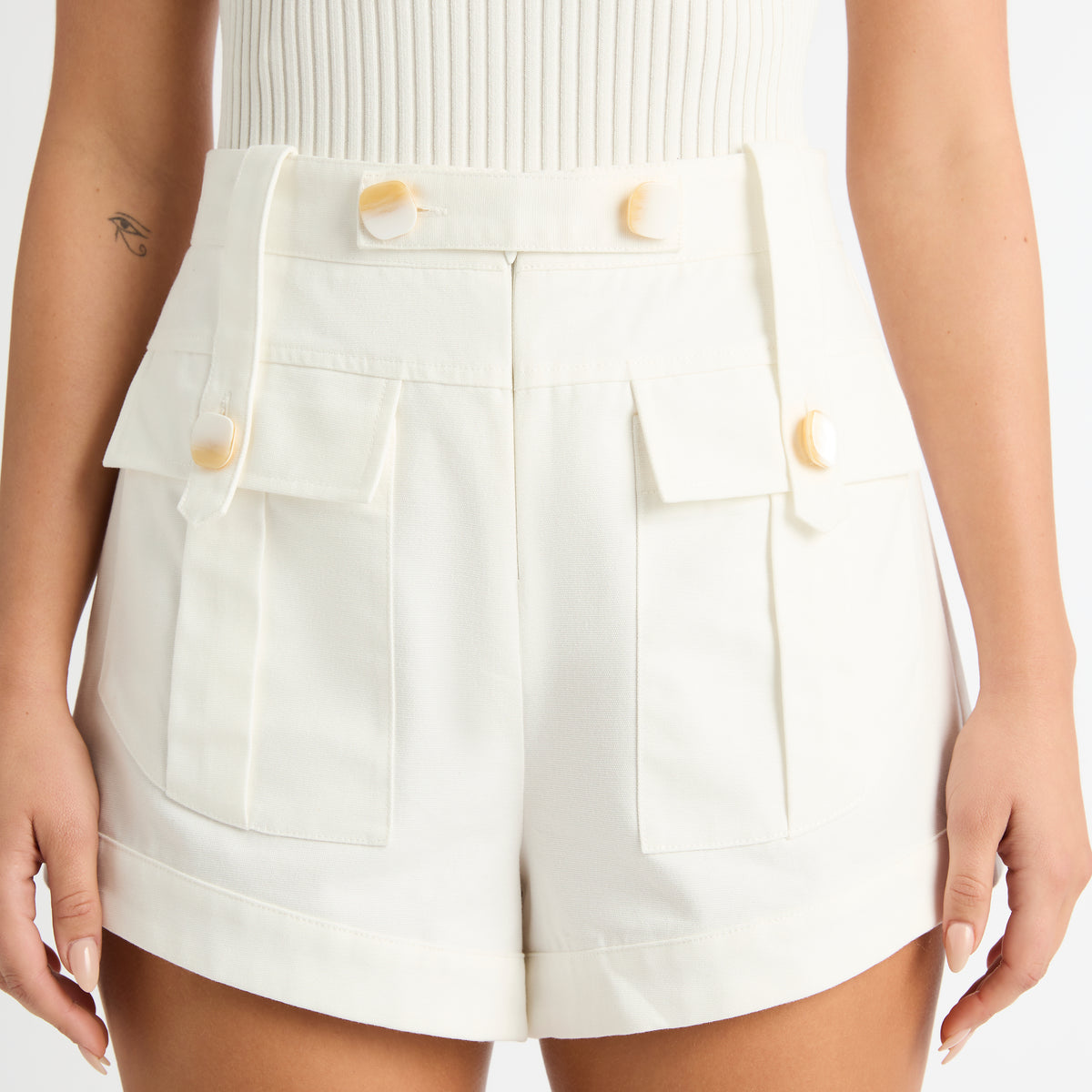Chiara Short Ecru | Mini Shorts | SHEIKE