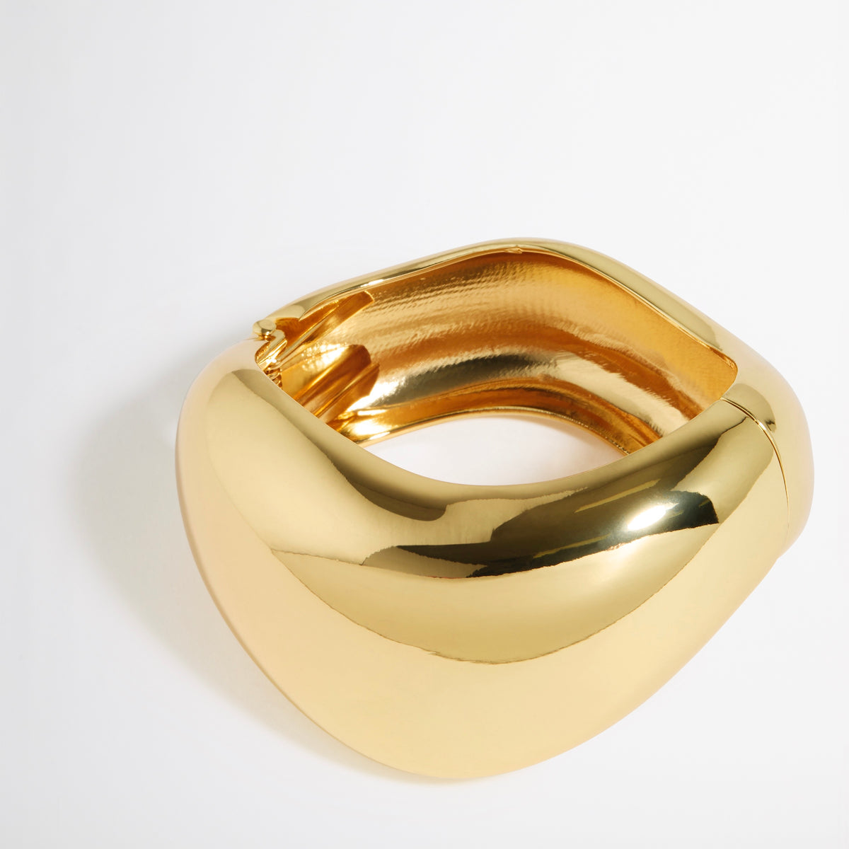 Hera Bangle Gold | Thick Bangle | SHEIKE