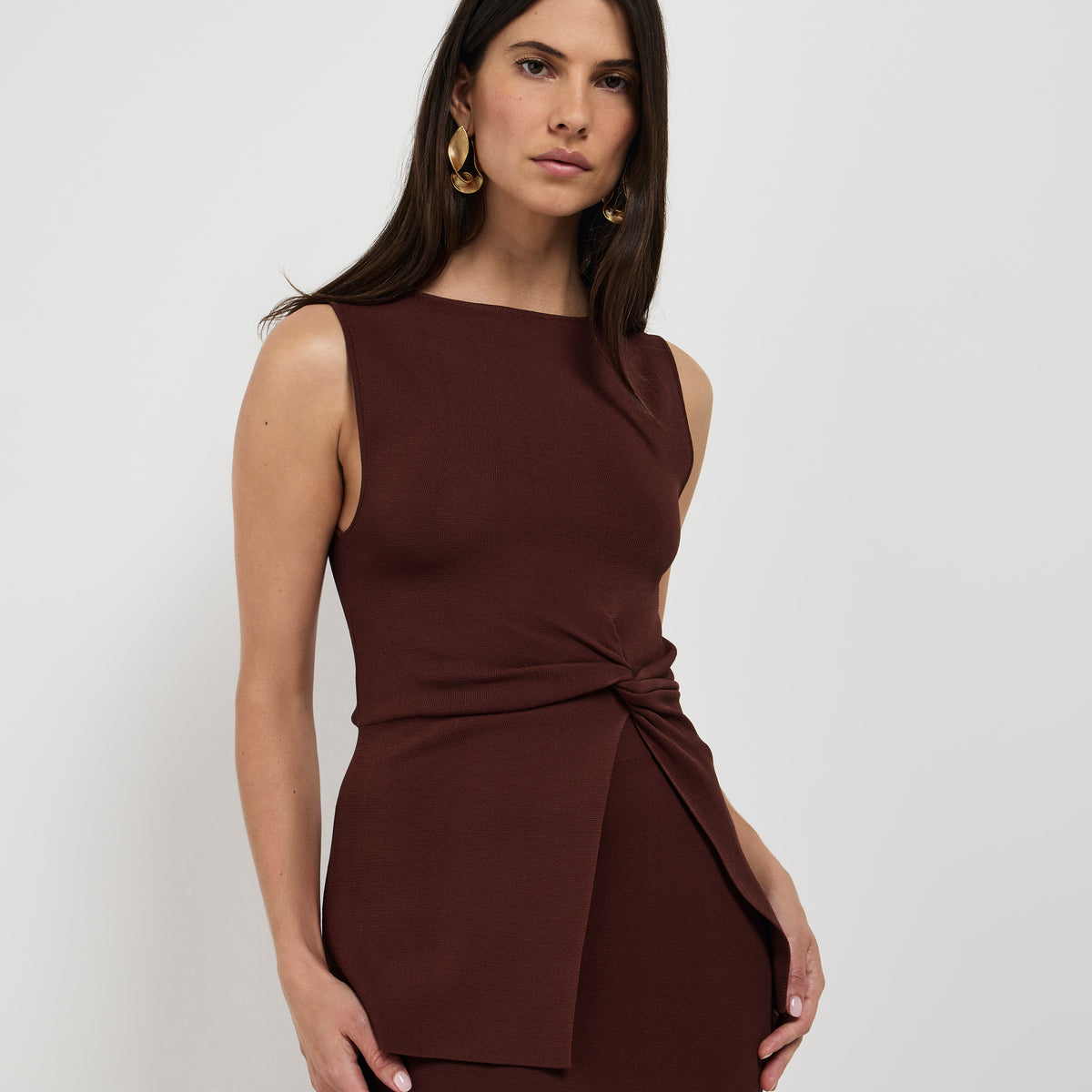 Maci Knit Top Brown | Sleeveless Knit Top | SHEIKE