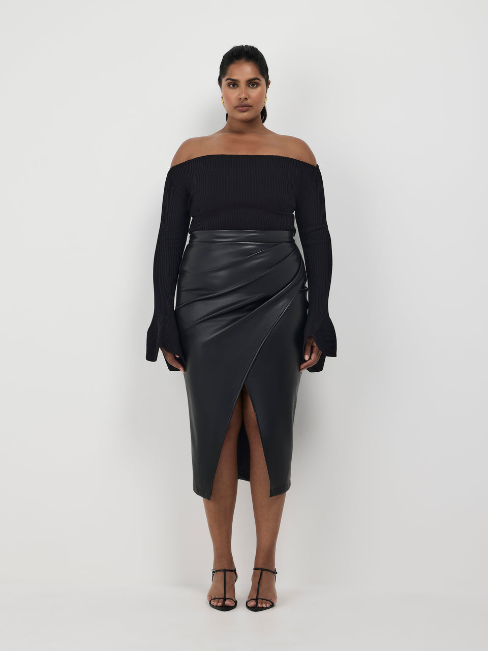 Tori Knit Top Black | Off Shoulder Knit | SHEIKE