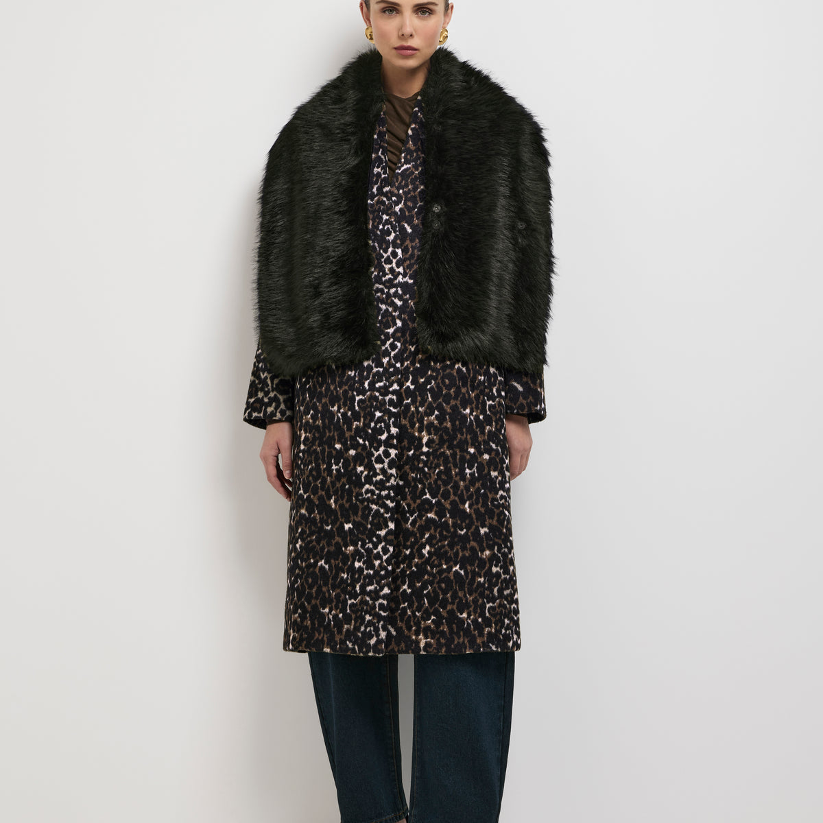 Gabrielle Shawl Black | Faux Fur Shawl | SHEIKE