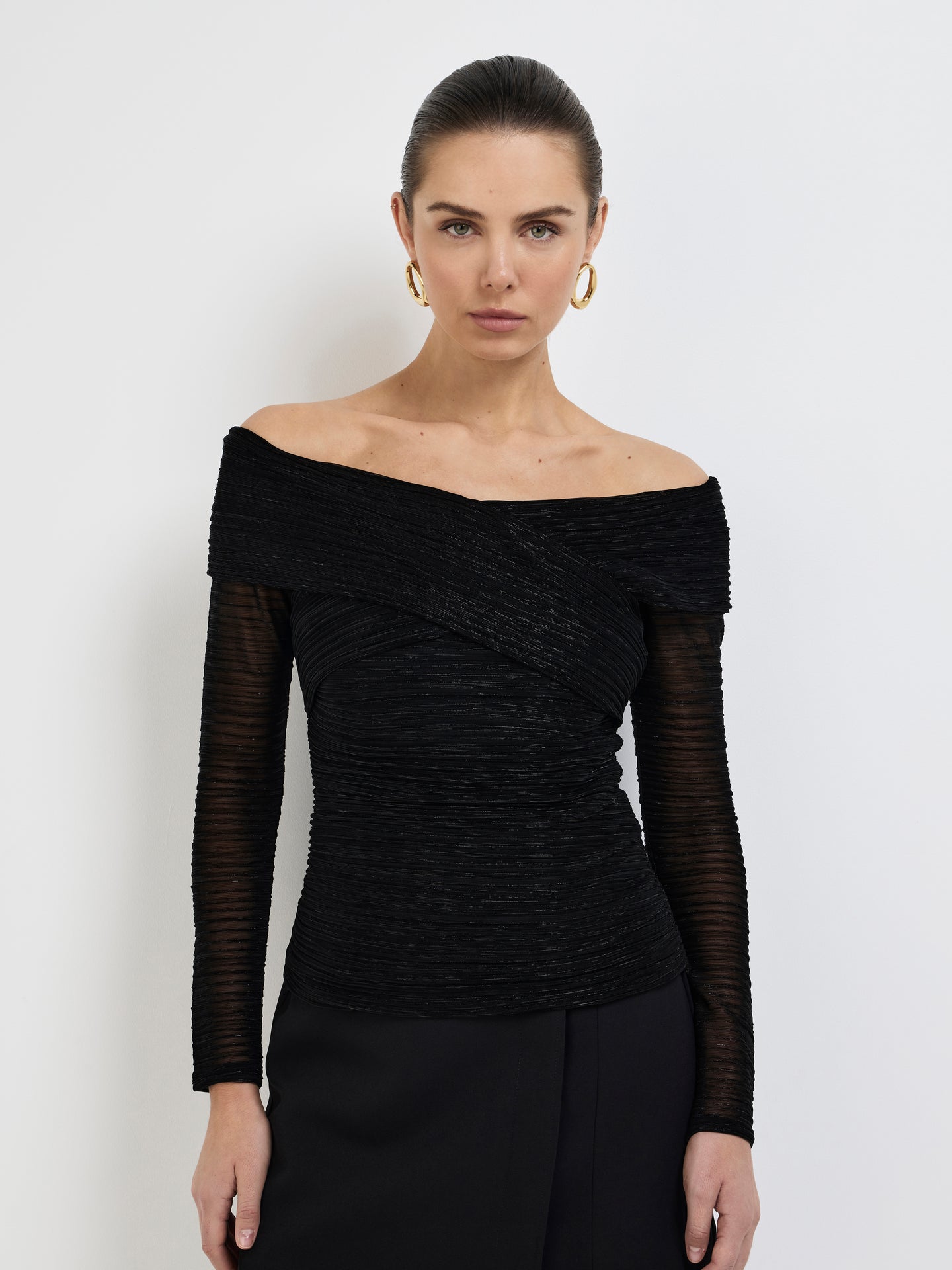 Josephine Top Black | Off Shoulder Top | SHEIKE