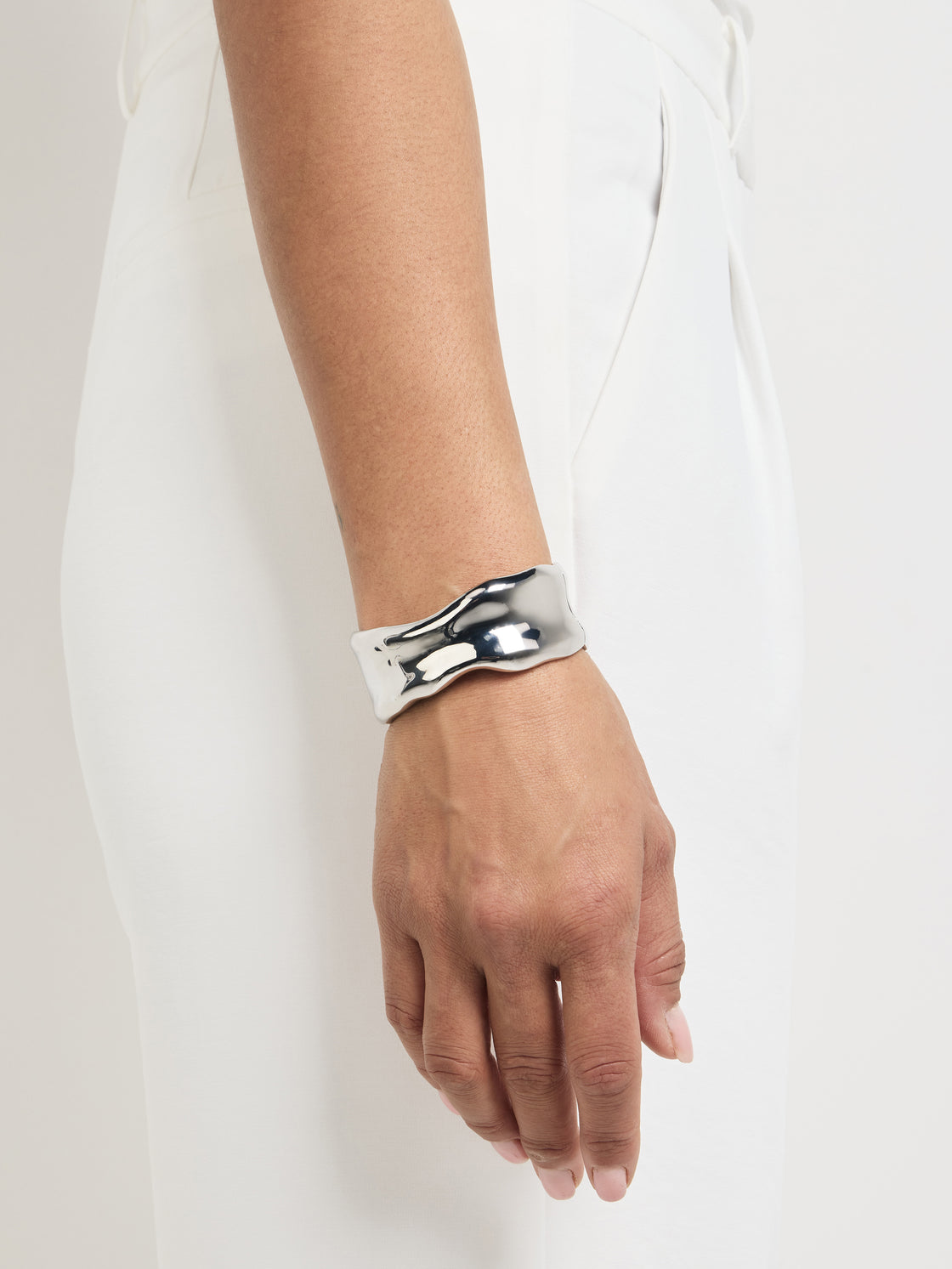 Celyse Bangle Silver | Gold Bracelet | SHEIKE