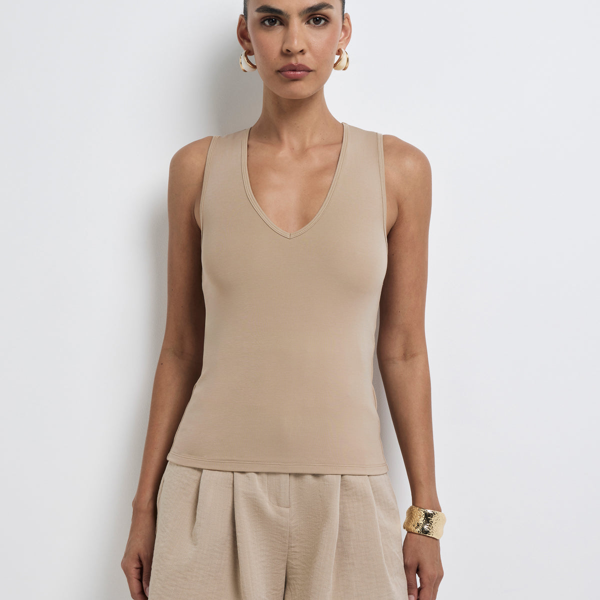 Eva Tank Sand | Basic Tank Top | SHEIKE