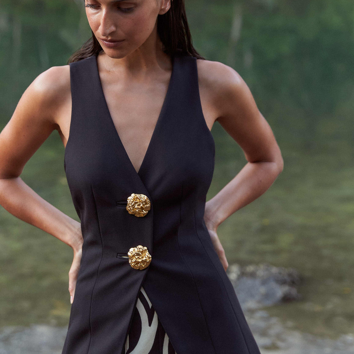 Liaison Vest Black | Slim Tailored Vest | SHEIKE